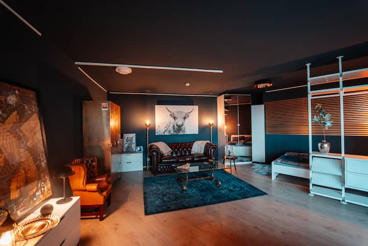 Modernes 50 M² Design-apartment Im 30. Stock - Cologne