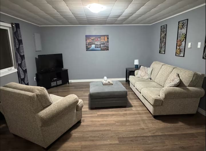 Short Term Rental In Burnt Islands (Unit 3) - Canadá