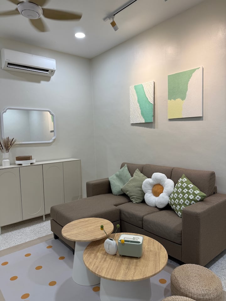 Batu Pahat Central Mint Fresh 5br Soga Ins House - Batu Pahat