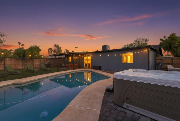 Modern Downtown Chandler Oasis With Pool And Spa - Chandler, AZ