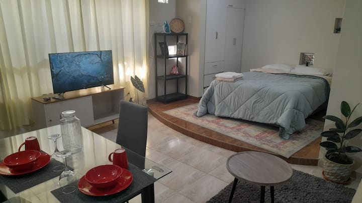 Habitación Cama Matrimonial Baño Privado Y Cocina - Chiclayo