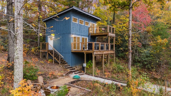 The Hummingbird - Mountaintop Cabin W/ Hot Tub - Slade, KY