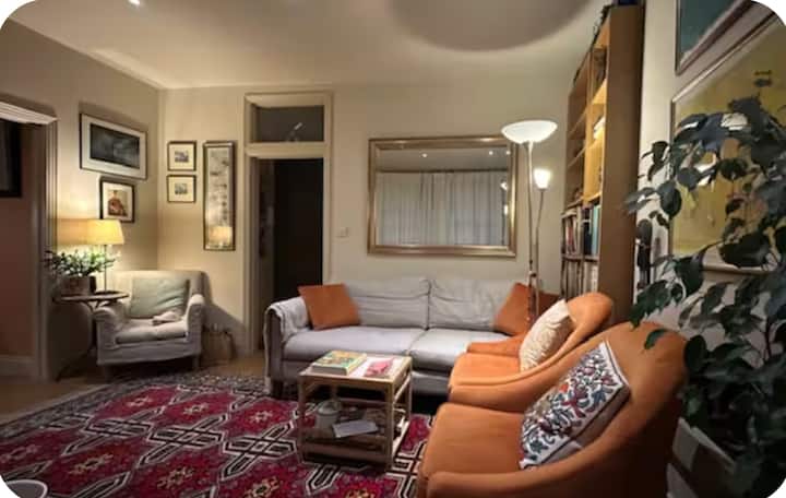 First Floor Flat Opposite The Park - Twickenham