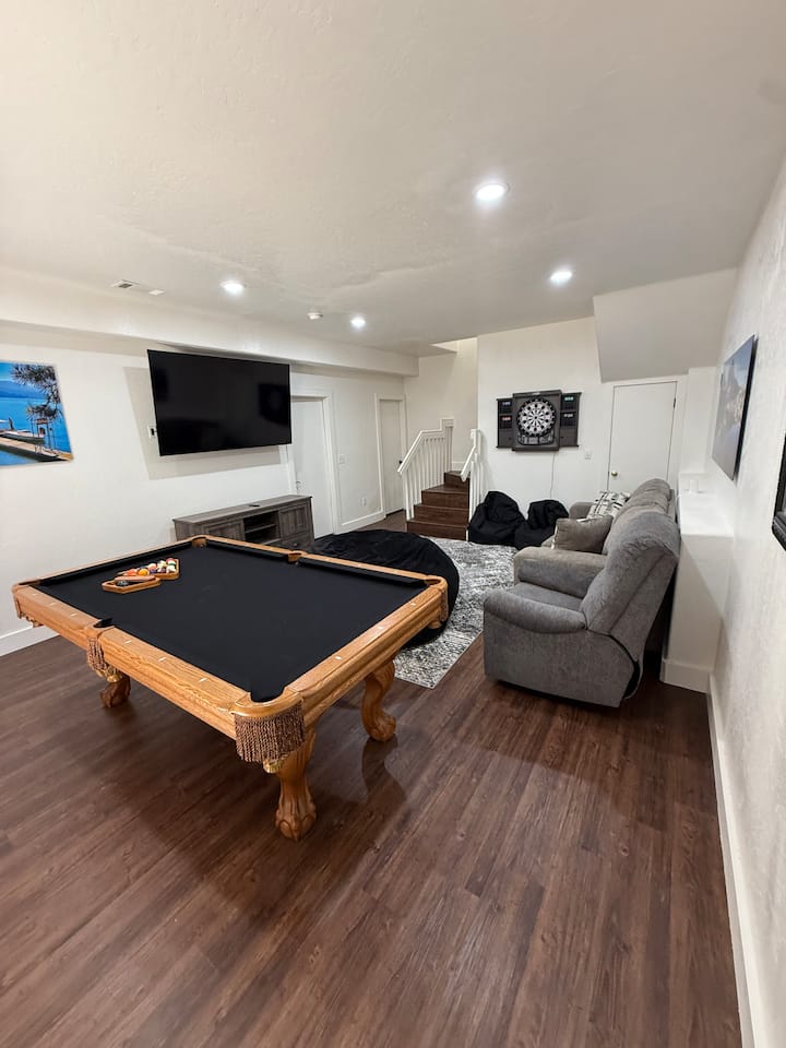 Swiss Chalet At Shaver Lake 5br 4baths 11 Beds - Shaver Lake, CA