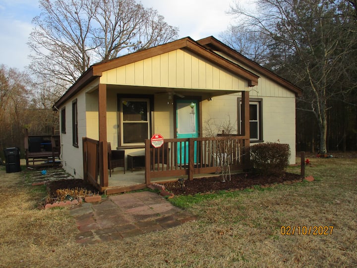 Quaint Escape - 개스토니아