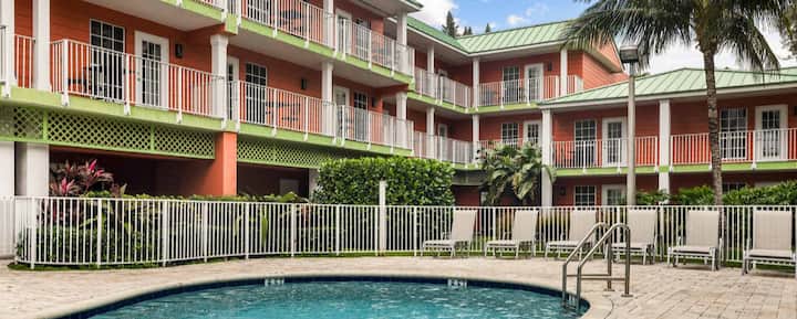 Perfect 2bd In Sea Gardens - Deerfield Beach, FL
