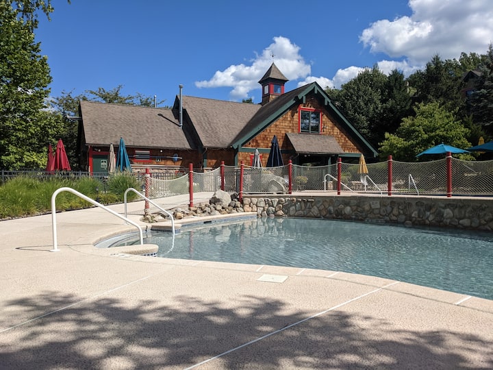 3 Bed 2 Bath On The Sanctuary Side, Cozy Retreat - Vernon Township, NJ