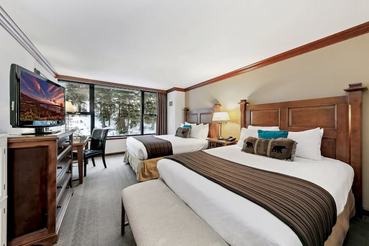 Deluxe Queen Located @ Everline Resort/spa - Tahoe City, CA