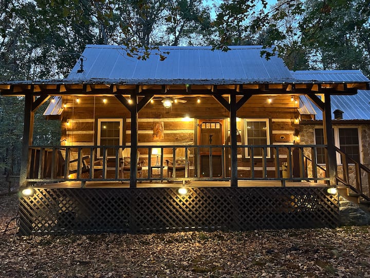 Fox Den - Mentone, AL