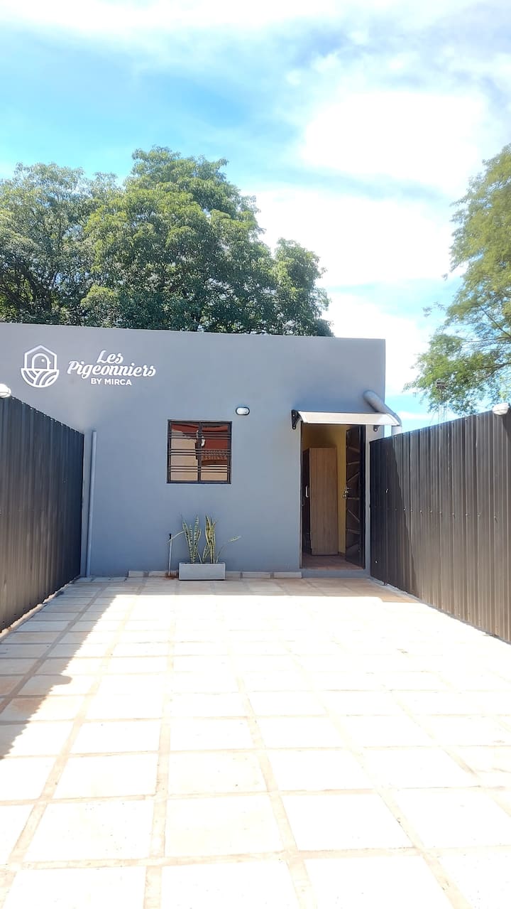 Les Pigioniers – Monoambiente En Paraguarí - Paraguarí