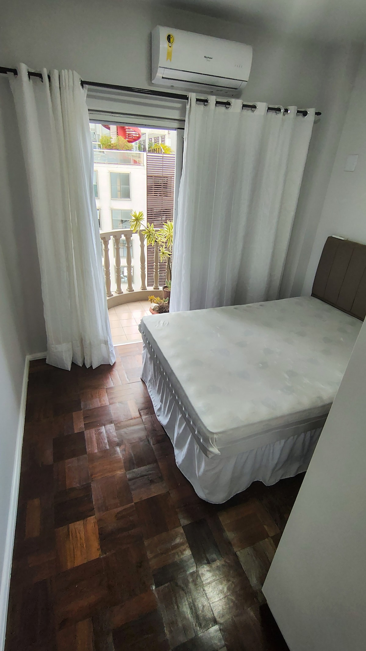 Superbe appartement à 1 minute de la plage - Appartements à louer à ...