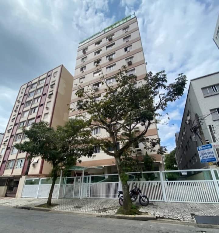 Apartamento Na Praia, Espaçoso E Aconchegante - Sao Vicente, Brazil