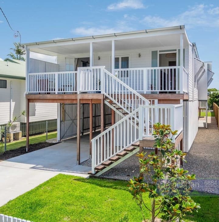 Luxe New 4br Home • Walk To Mullum - Brunswick Heads