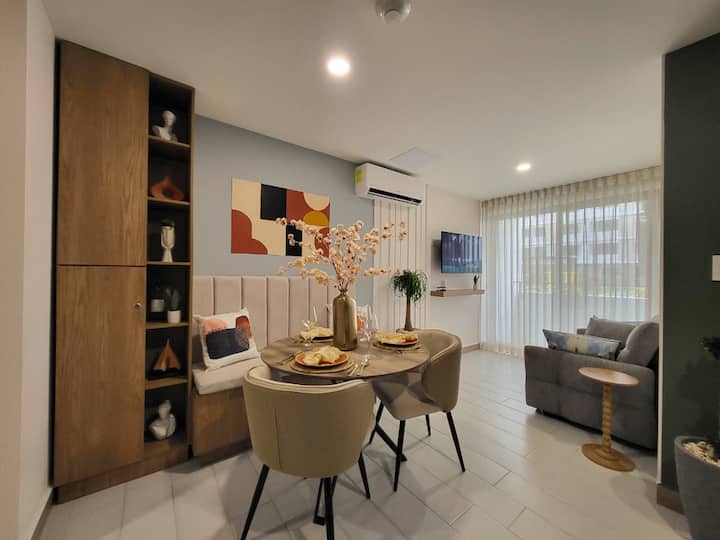 Lirios: Céntrico, Confortable Y Con Parqueo - Tegucigalpa