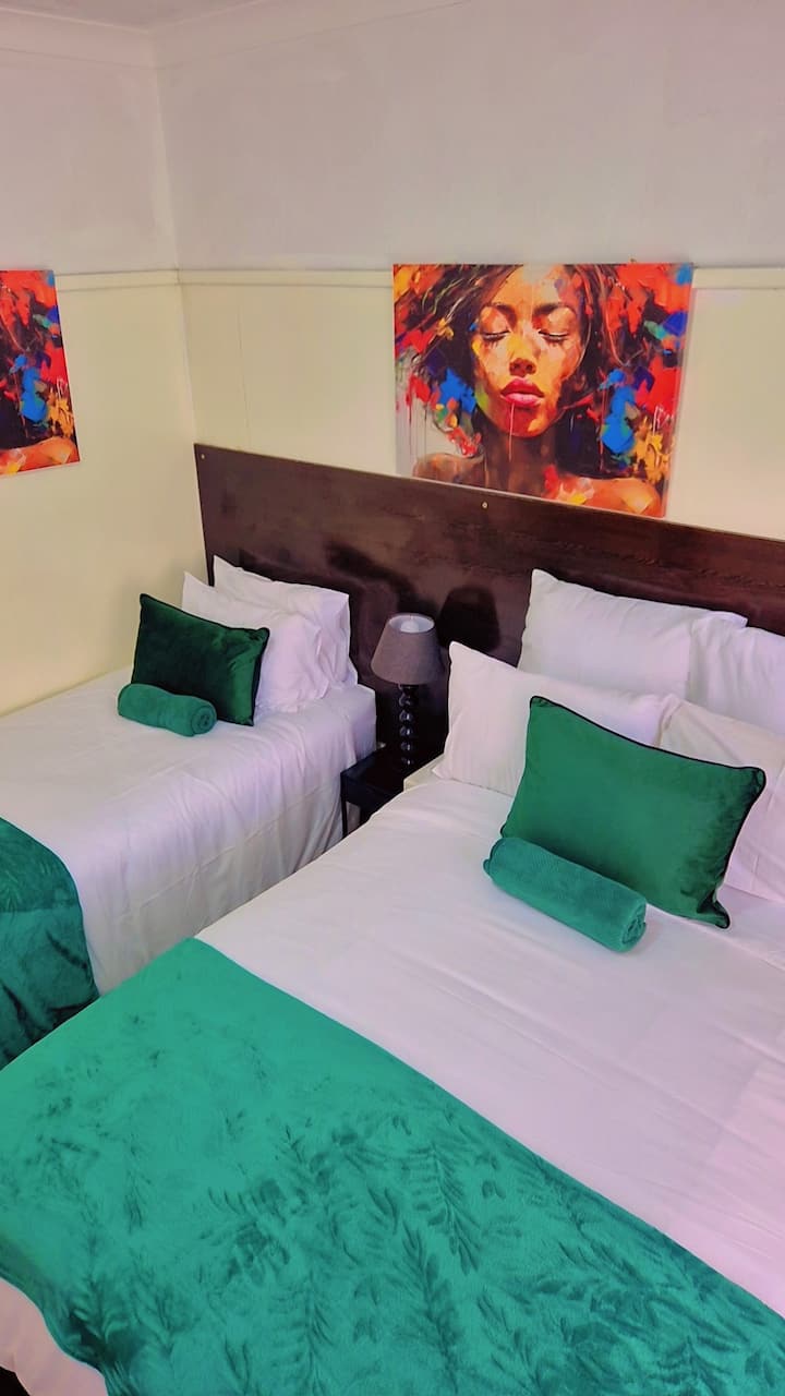 Luxurious Family Carven! - Rustenburg