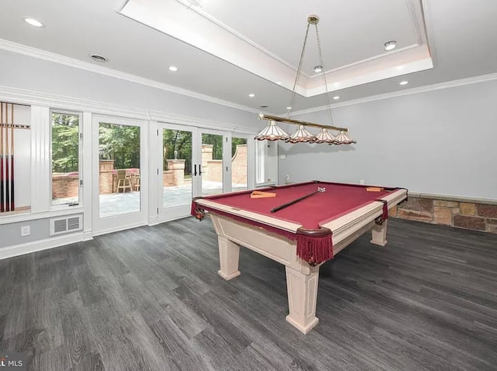 Immense Luxurious House For Family And Group Trip - Bensalem, PA