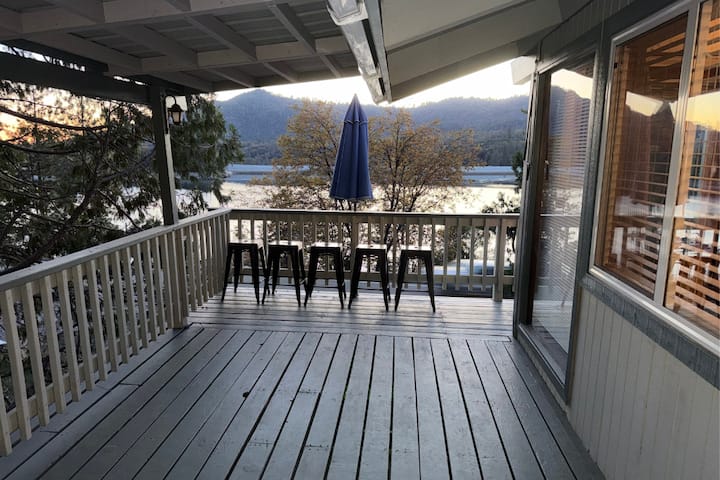 Lakefront Retreat + Private Boat Slip + Epic Views - North Fork, CA