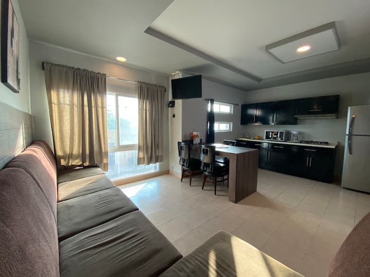 2 Cuartos 1.5 Baños A/c, Wifi, Cochera Cerrada - Brownsville, TX