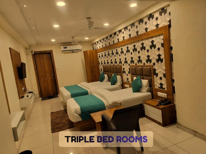 Triple Room Near Kanha City – Ajwa Road - 바도다라