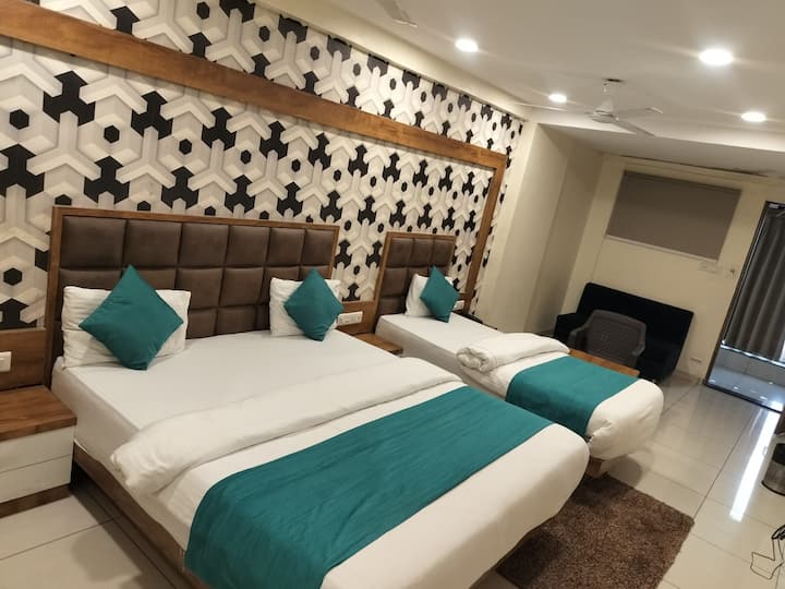 Triple Room Near Kanha City – Ajwa Road - ヴァドーダラー