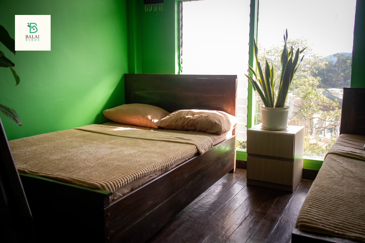 Chambre familiale Balai Berde Baguio avec vue - Maisons à louer à ...