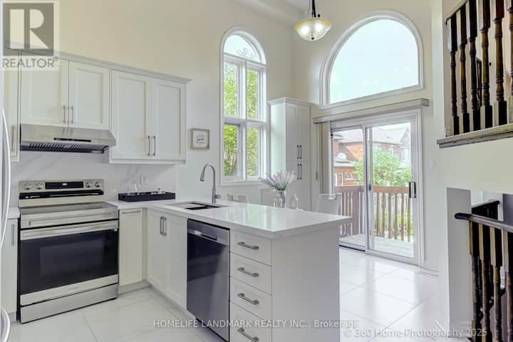 Cozy 4br House In Richmond Hill - Markham