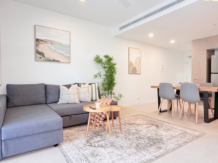 Riverside Modern Living | 2b2b Apt With Parking - Brisbane