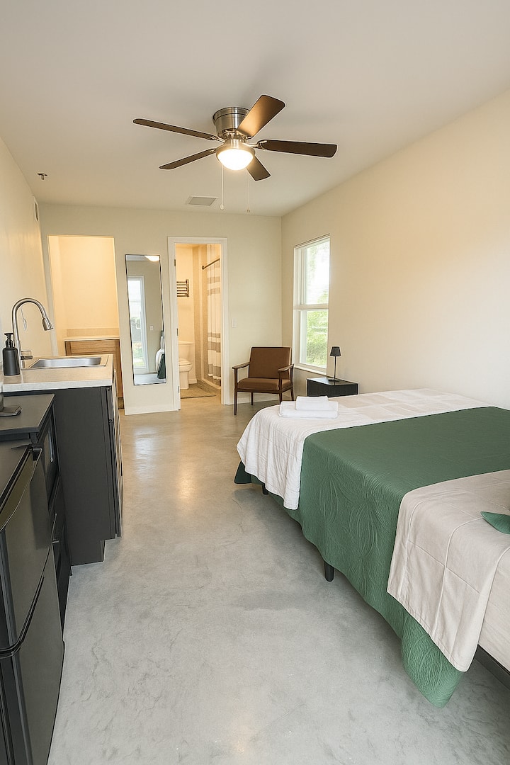 Cozy Studio At Lake Howard Downtown Winter Haven - Winter Haven