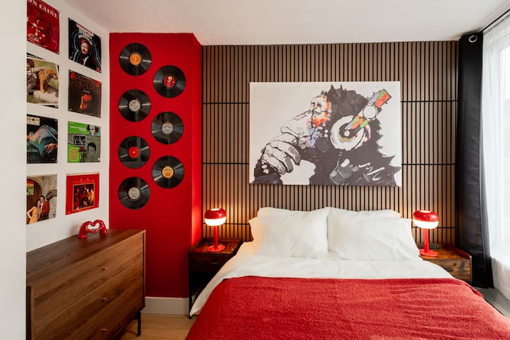 Retro-chic Hideaway - Walking Distance To Stampede - Canada