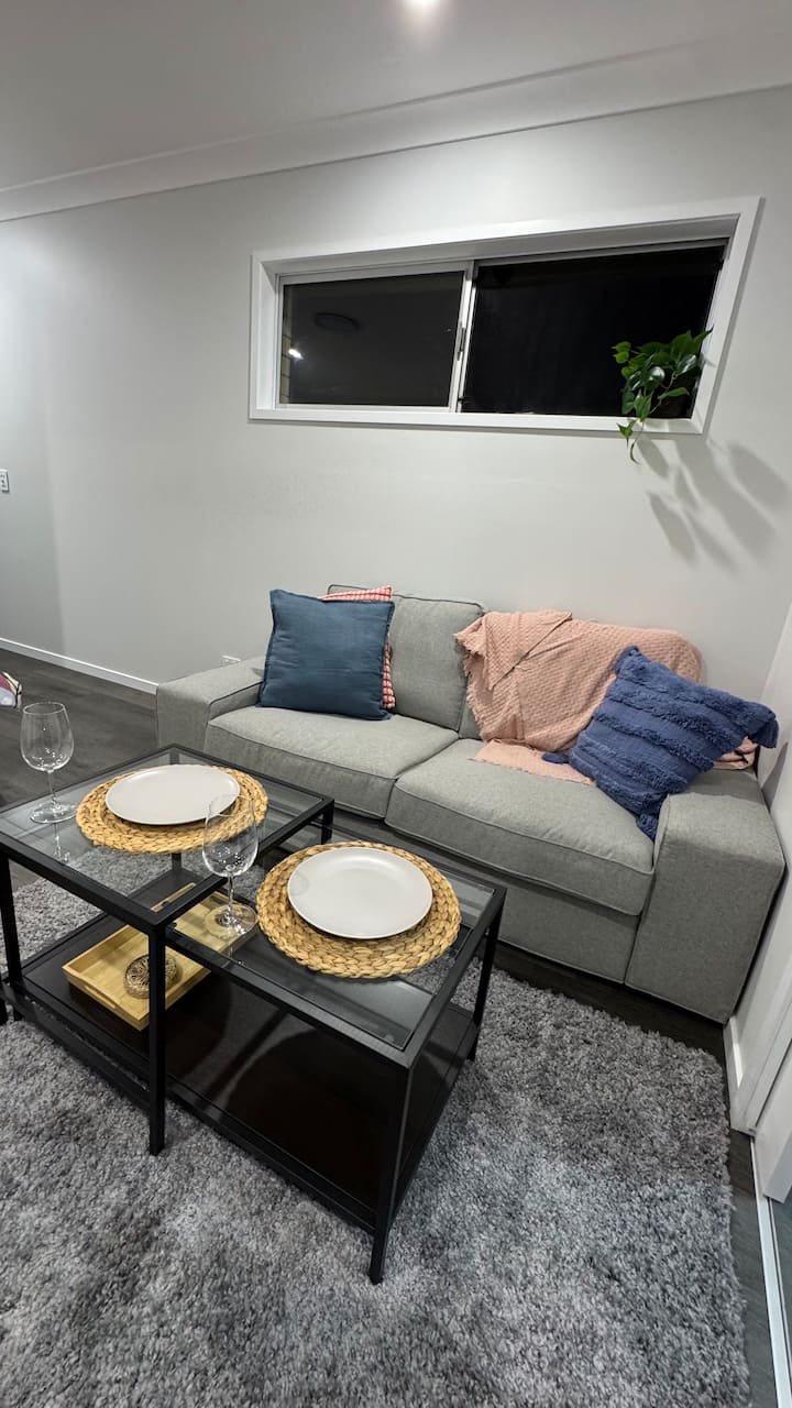 Brand New Studio Apartment 450m To Beach! - Mooloolaba