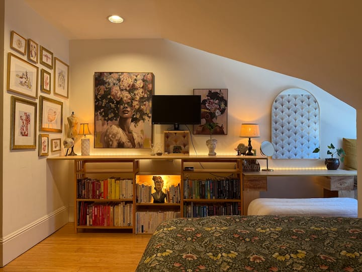 Artist Creative Loft Workspace · Yoga Dance Studio - Oakland, CA