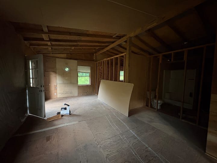 The Campers Cabin - Harrogate, TN