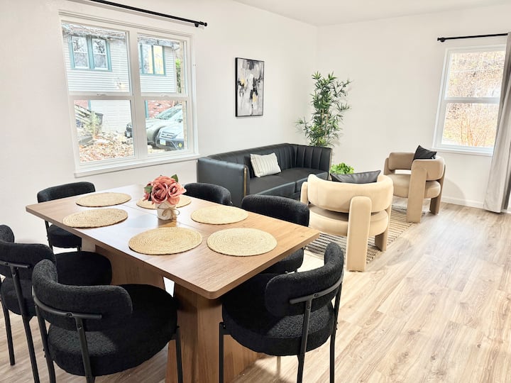 Perfect 1bed/1bath In Dsm Next To Dt -Free Parking - Des Moines, IA