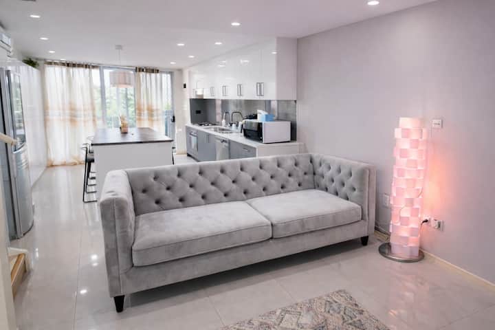 Blacktown Escape Steps From Station And Westpoint - Blacktown