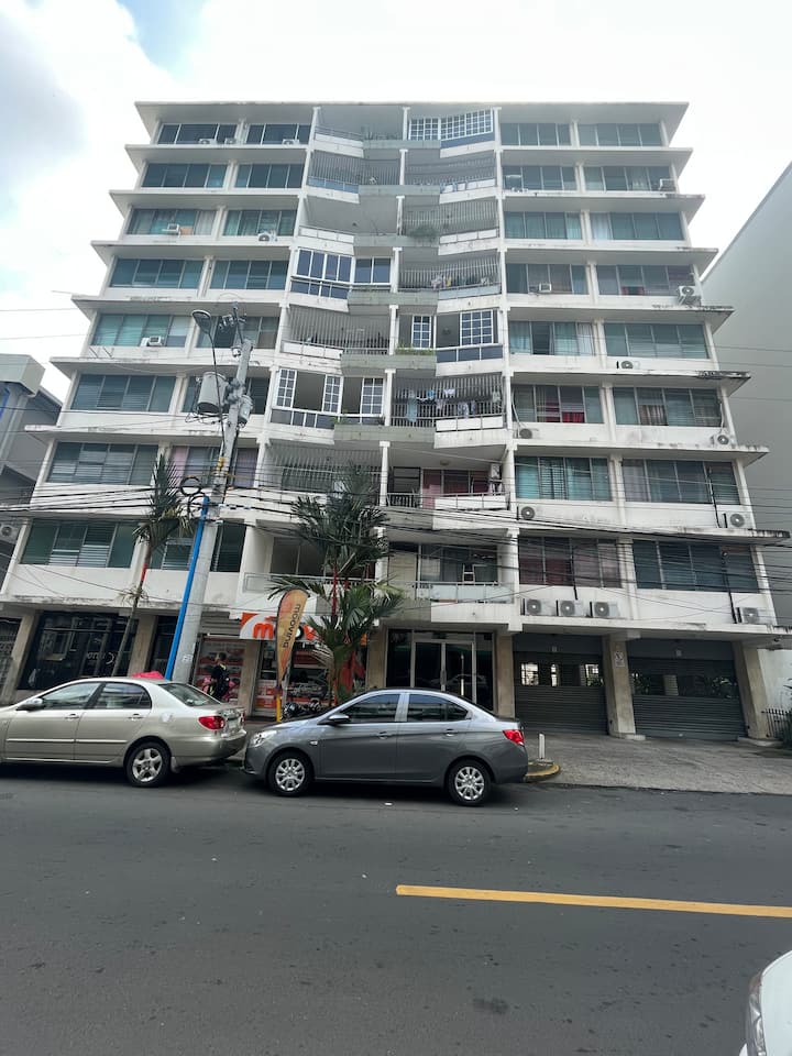 Apto En El Cangrejo 3 Habitaciones Planta Baja - 파나마