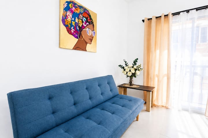 Parqueadero | 2 Habitaciones Grandes | Metro Cerca - Medellin, Antioquia, Colombia