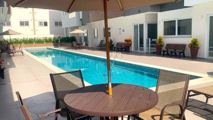 Piscina! 450 Metros Da Praia! 3 Quarto Ar/c! Garag - Florianópolis