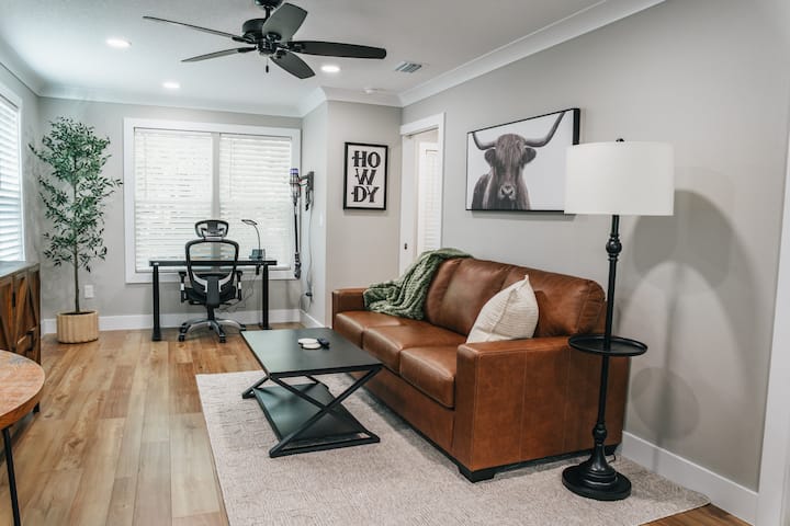 Downtown 1 Bedroom Upstairs Apartment - 奧卡拉