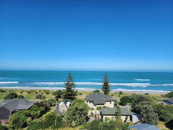 Gore Bay View - Cheviot