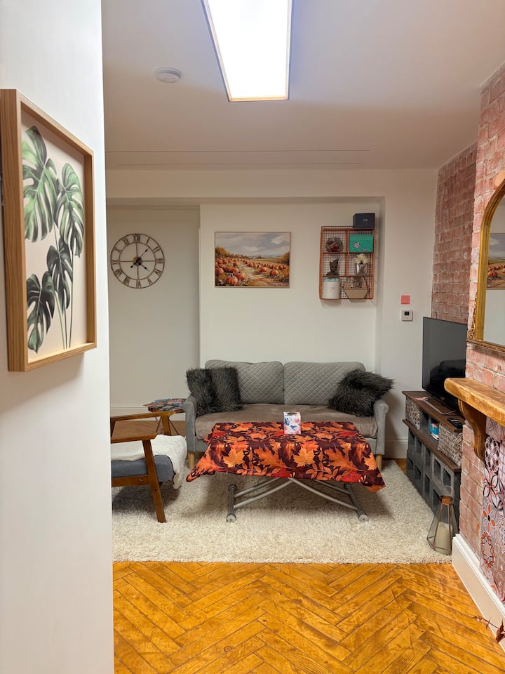 Renovated 2 Bedroom Flat With Garden-free Parking - Bath Spa University