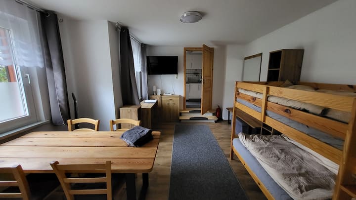 Ferienwohnung In Neustrelitz Für Gäste & Arbeiter - Neustrelitz