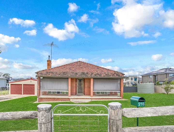 Grantham Farm - A Humble Abode - Blacktown