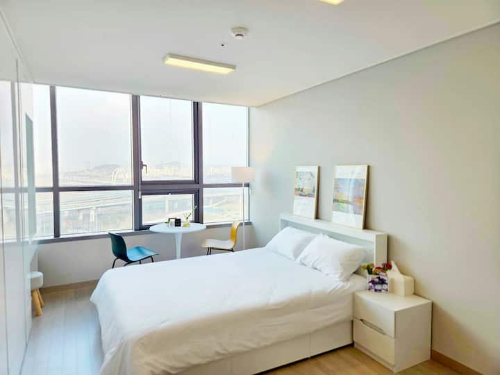 [림스테이]#할인특가/힐링숙소/넓은객실/편리시설/장박가능/무료주차 - Incheon