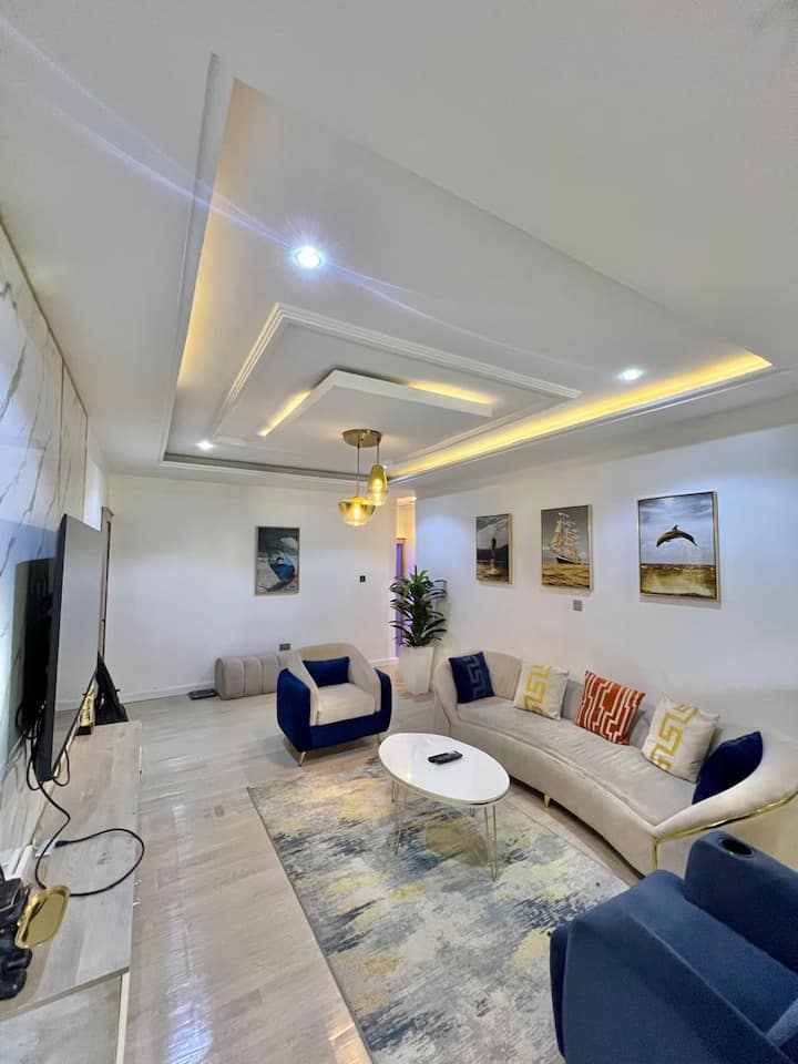 Luxe Nest In Wuse 2 – Walk To Everything! - Abuja