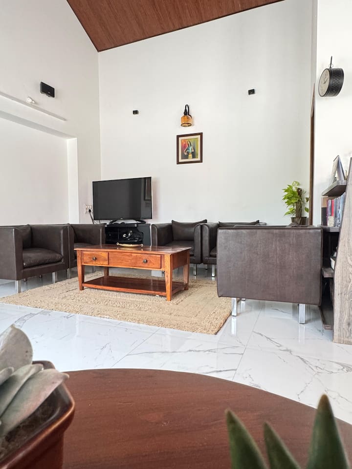 The Coffee Retreat. - Mudigere