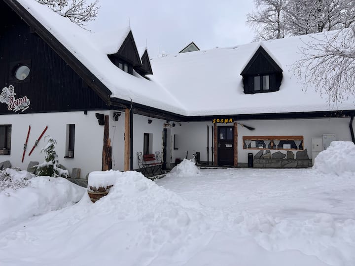ÚTulne Izbičky V Penzióne Horáreň Sosna - Slovakia