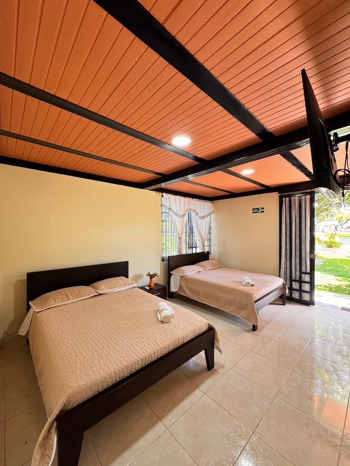 Habitación Con Baño Privado En Casa Campestre - Rivera