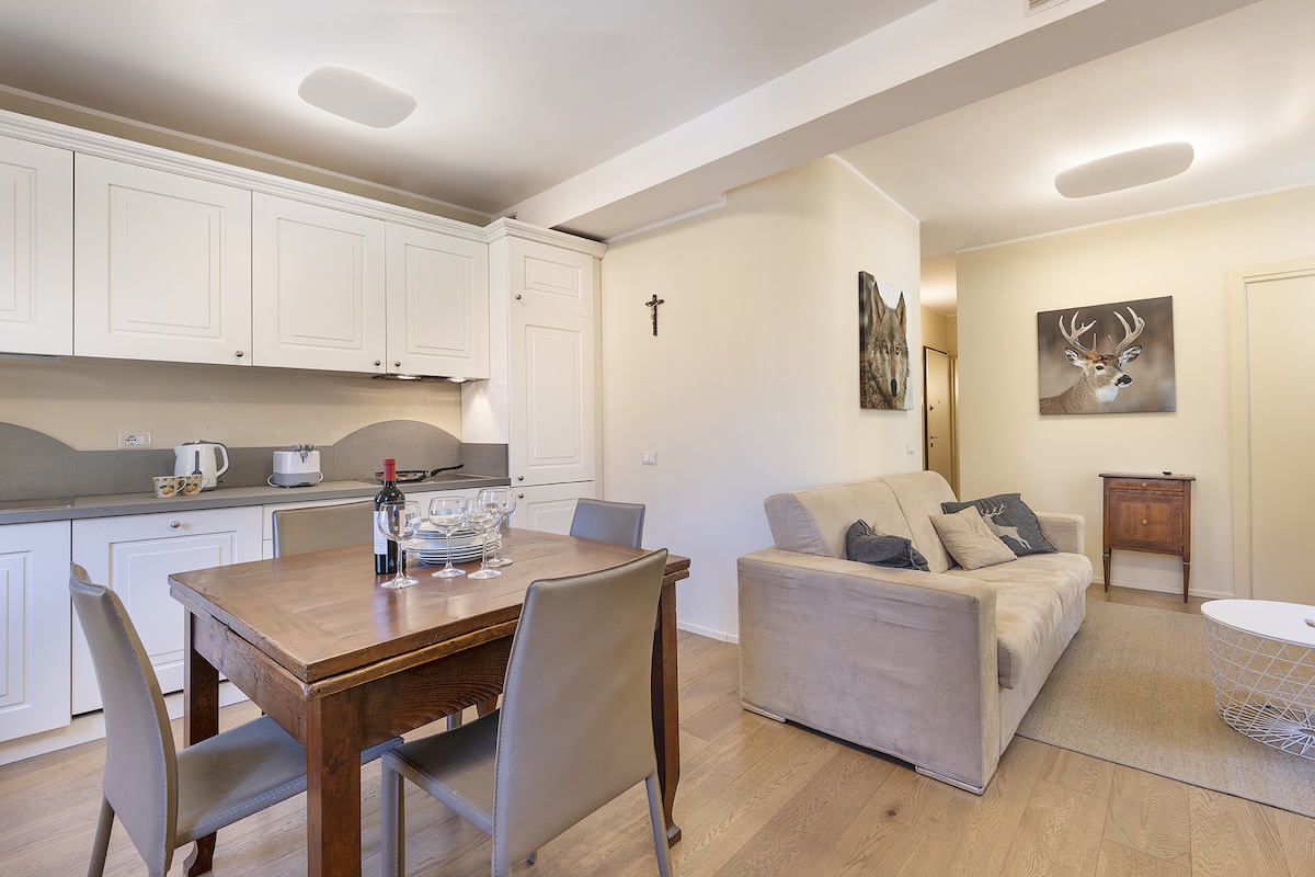 Trieste Three-Room Apartment - Apartments for Rent in Ponte di Legno ...