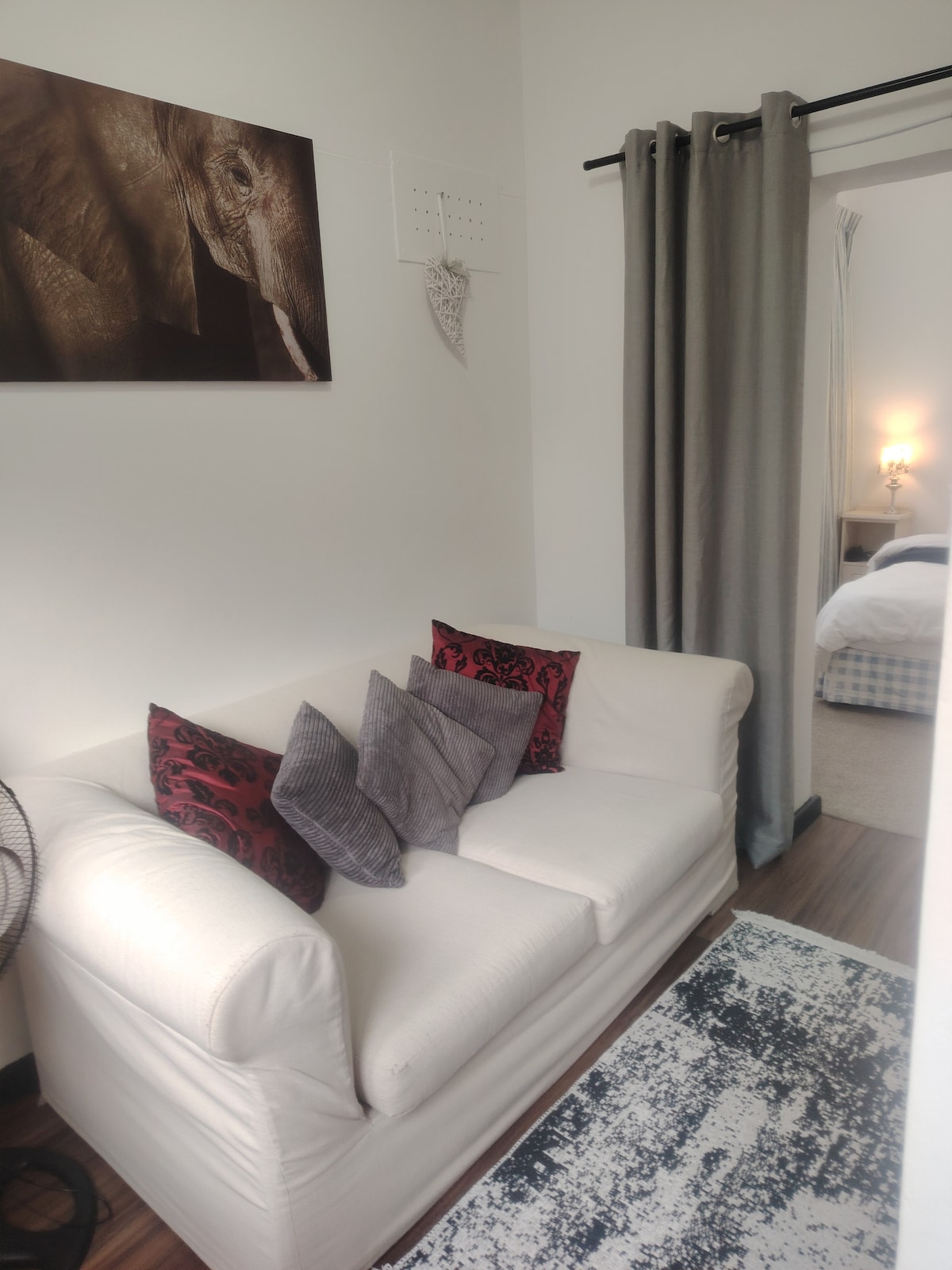 Le Comté sur Robberg Road - Micro-maisons à louer à Plettenberg Bay ...