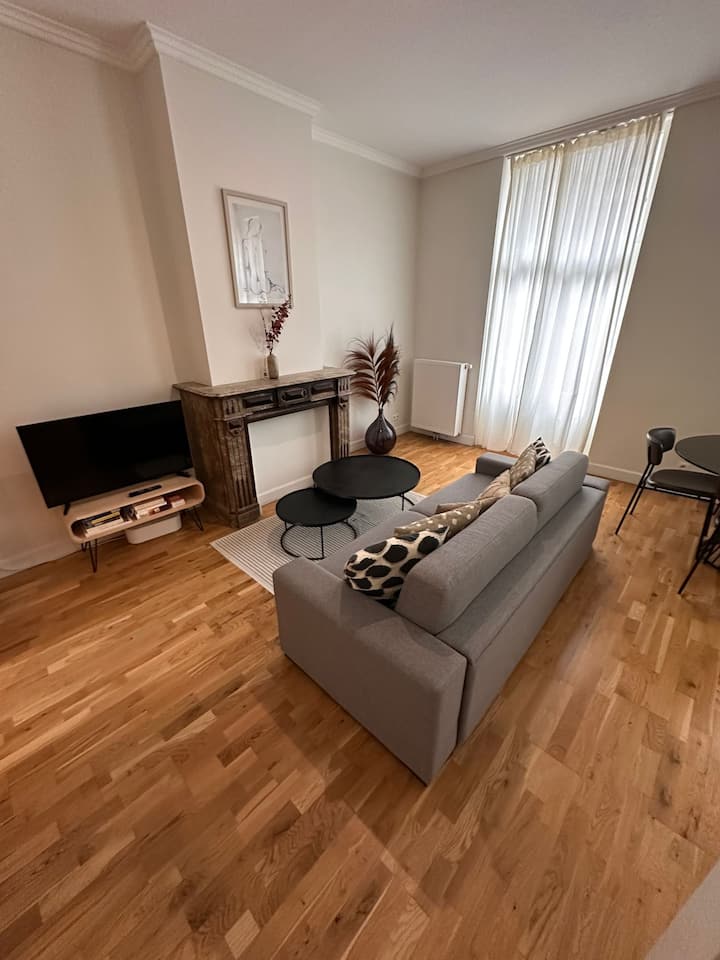 Superbe Appartement 1 Chambre Avec Parking - Brussels